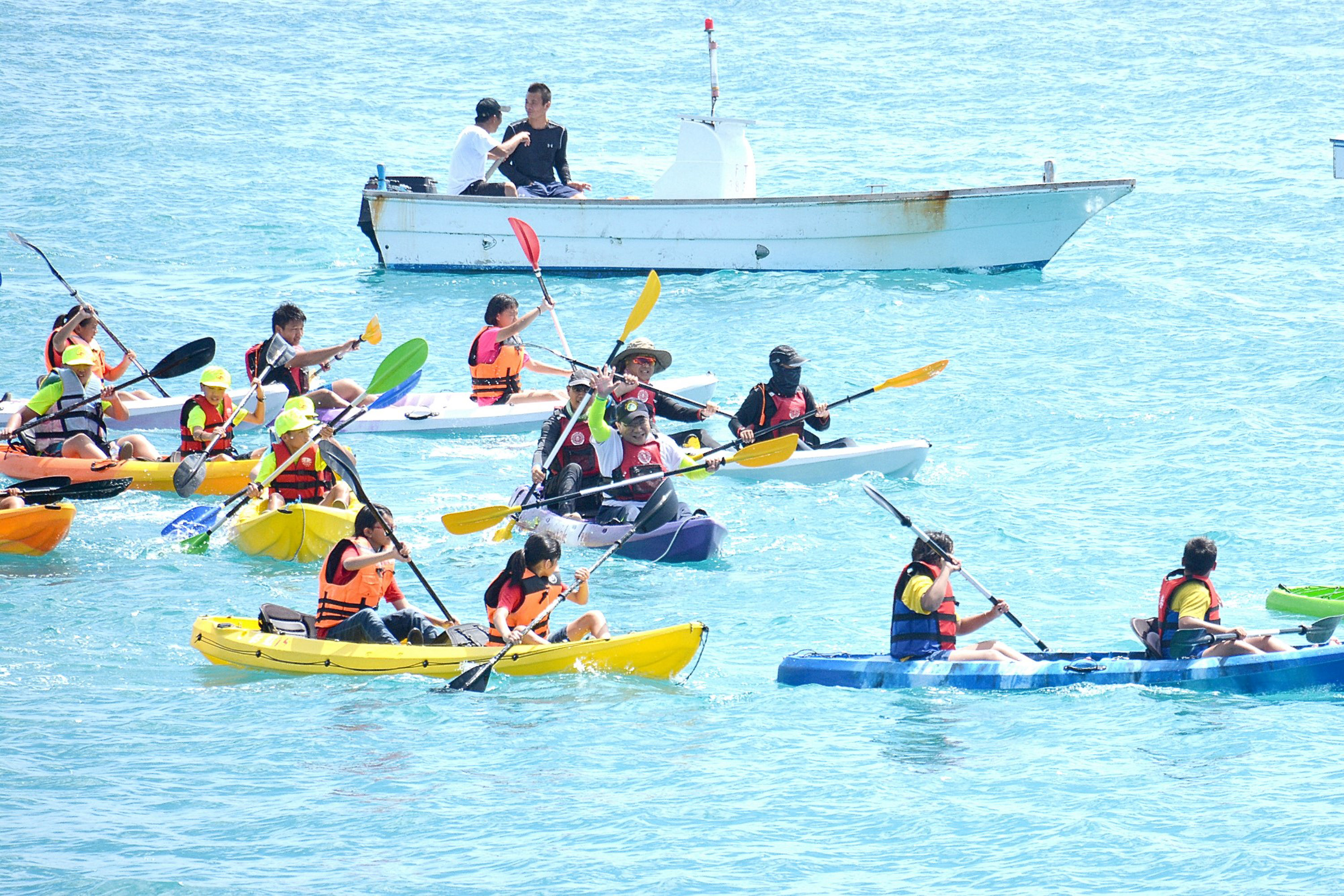 Kayaking for graduation - Focus Taiwan