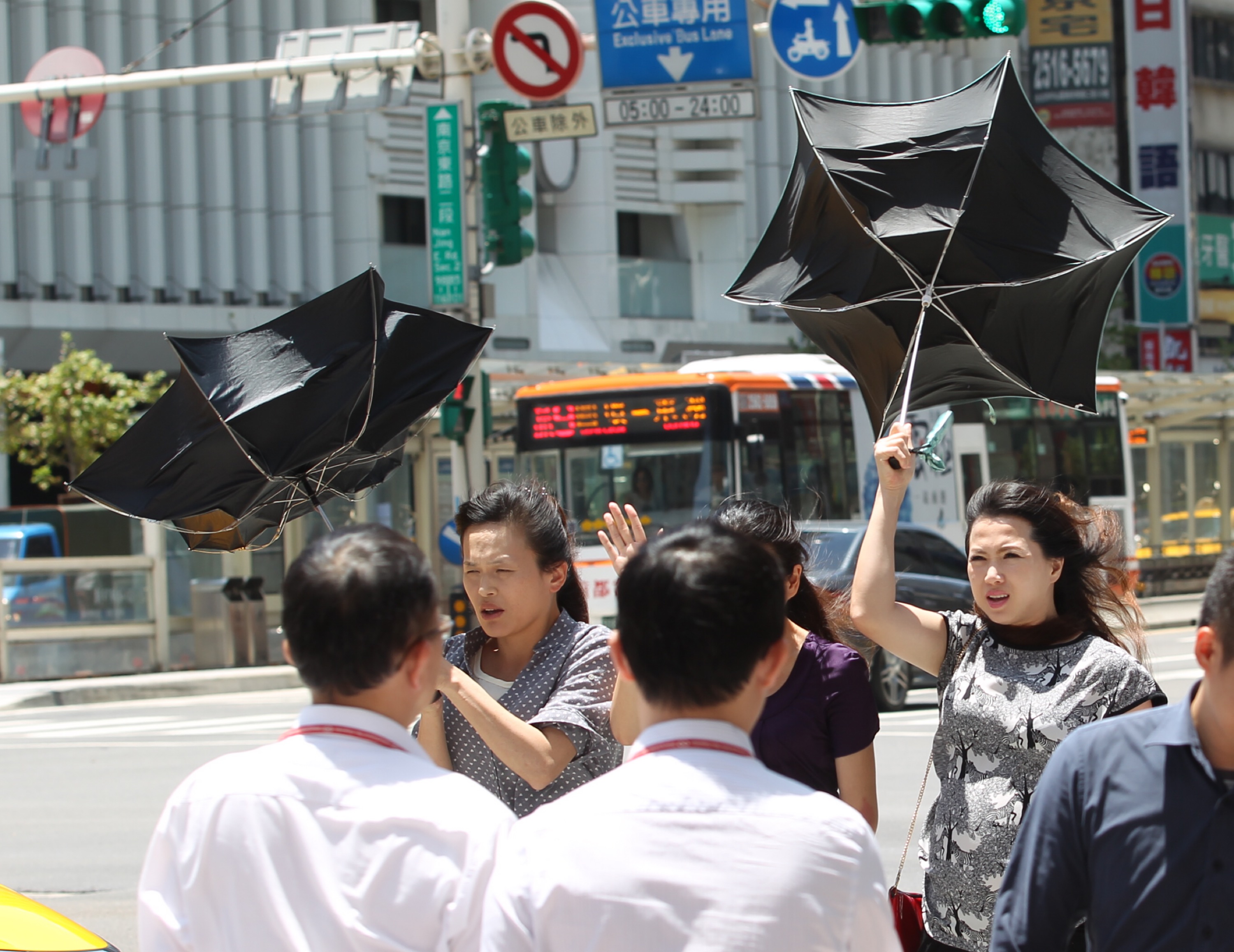 Strong winds - Focus Taiwan