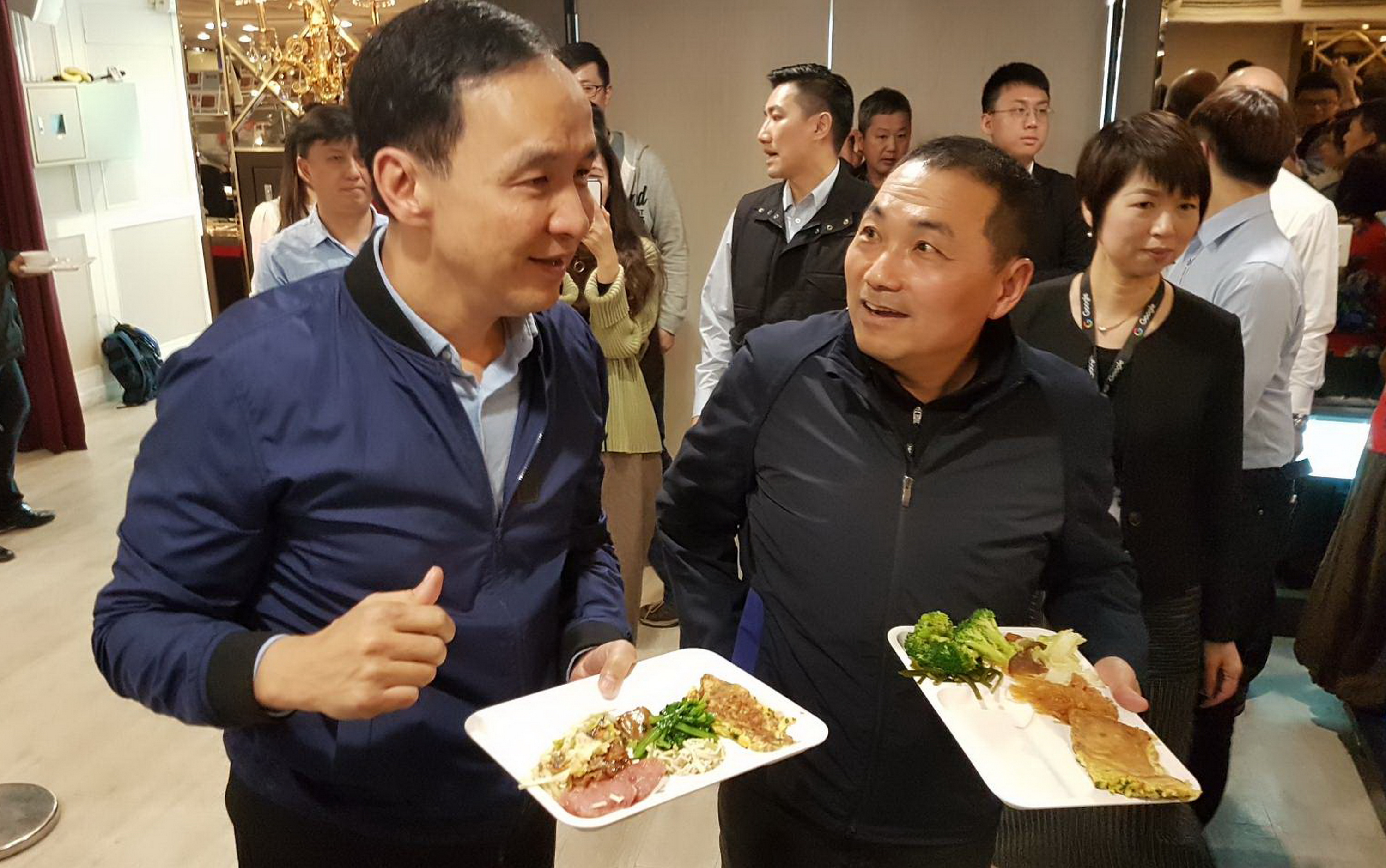 Grabbing lunch - Focus Taiwan