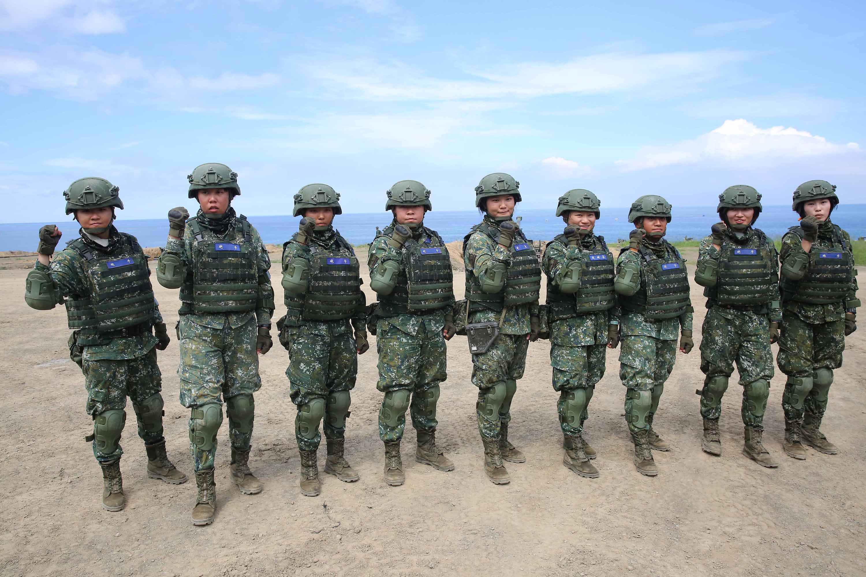 Female artillery squad - Focus Taiwan