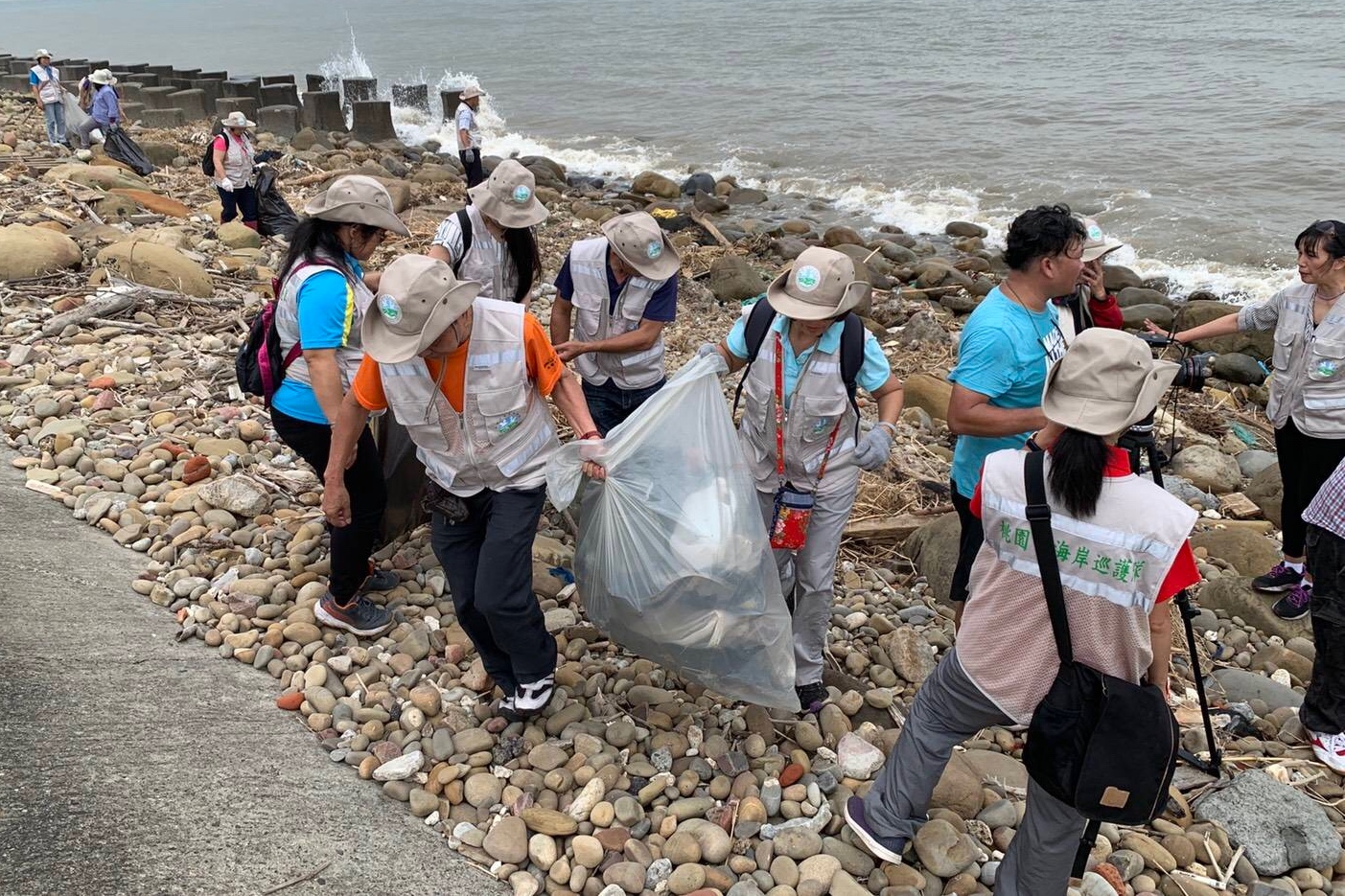 Trash collection - Focus Taiwan