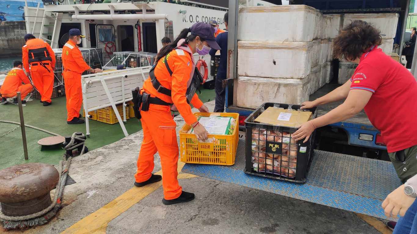 Emergency supplies - Focus Taiwan