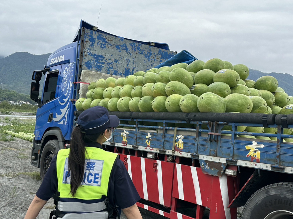 Watermelon patrol - Focus Taiwan