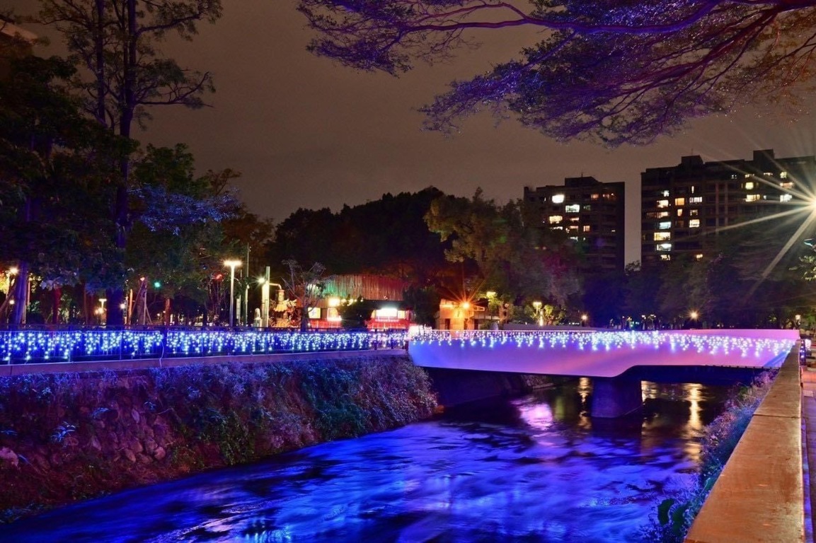 Festive lighting in Taichung - Focus Taiwan