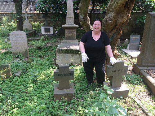 Foreigners help care for century-old cemetery in Taiwan - Focus Taiwan
