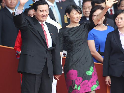 First lady steps out in National Day dress by local designer - Focus Taiwan