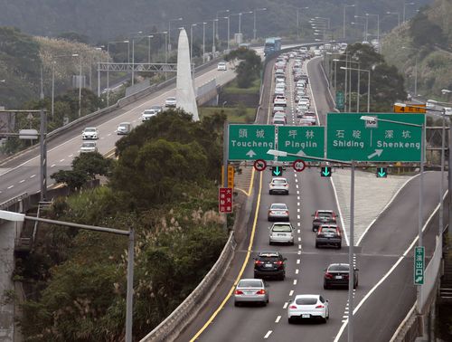 Freeway traffic breaks New Year's Day record in Taiwan - Focus Taiwan