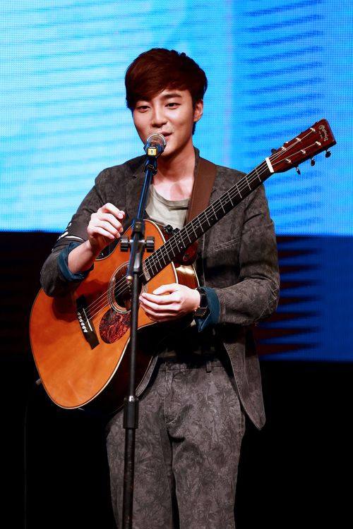 South Korean singer Roy Kim to perform at music awards in Taipei ...