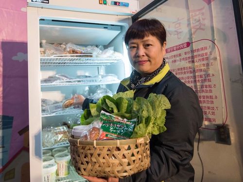 'Communal refrigerator' program launched in Hsinchu - Focus Taiwan