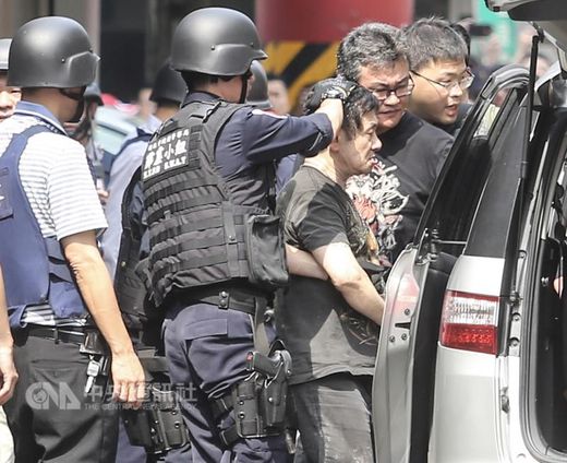 Self-claimed gang leader surrenders after shootout with police - Focus ...