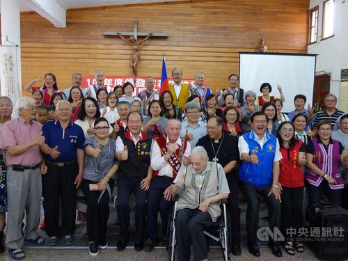 Swiss priest receives Taiwanese citizenship - Focus Taiwan