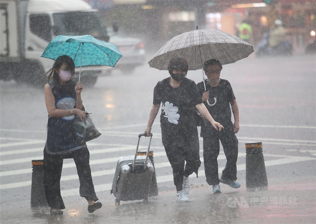 Weather bureau forecasts heavy rain across Taiwan - Focus Taiwan