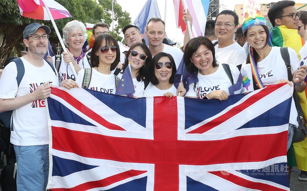 Departing British envoy hopes for stronger U.K.-Taiwan collaboration ...