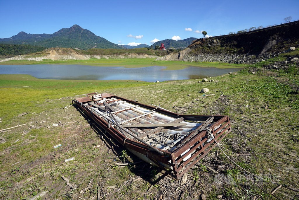 Taiwan addresses water shortages following unusually dry year - Focus ...