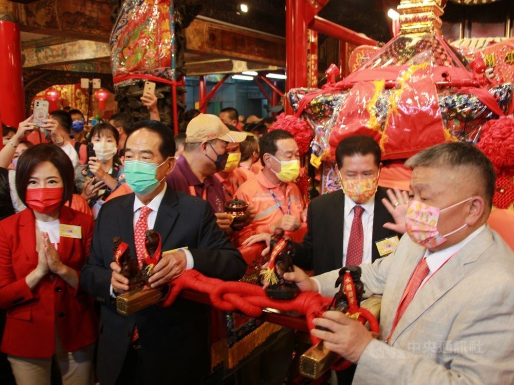 Taiwan's annual Dajia Mazu procession begins its 9-day journey - Focus ...