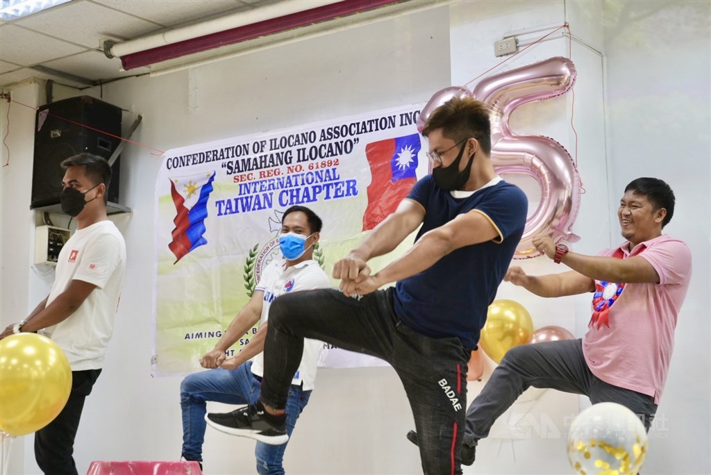 Filipinos of Ilocano lineage embrace brotherhood in New Taipei - Focus ...