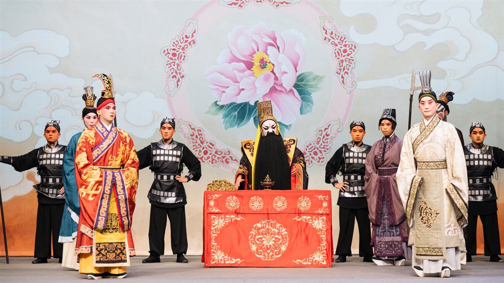 Taiwan's top Chinese opera academic dies at 81 - Focus Taiwan