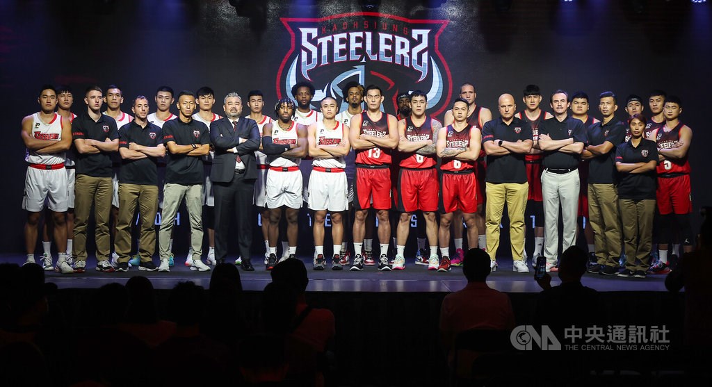 Ukrainian Former NBA player Viacheslav Kravtsov joins Steelers - Focus ...