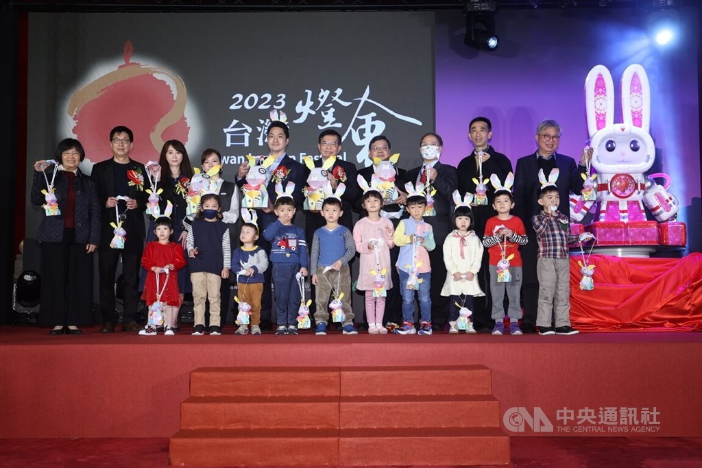 Massive rabbit to take center stage at Taiwan Lantern Festival - Focus ...