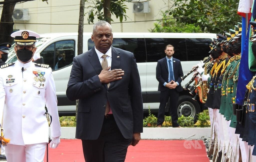 Philippines grants wider military access to U.S. amid cross-strait ...