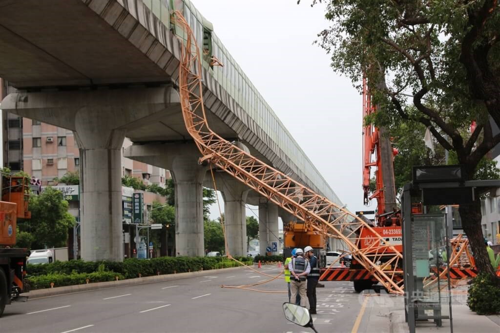 2 workers indicted in Taichung MRT crane accident - Focus Taiwan