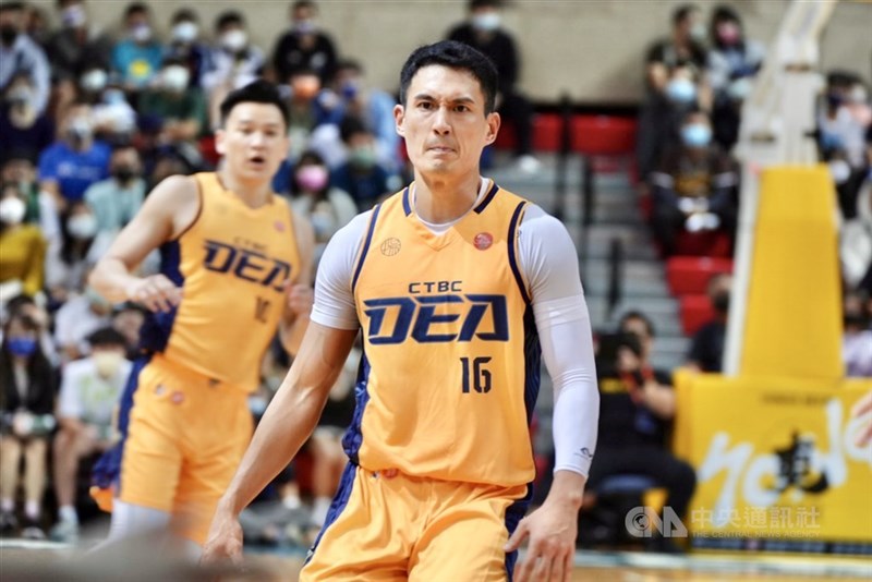 Lin Wei-han named T1 League MVP for December - Focus Taiwan