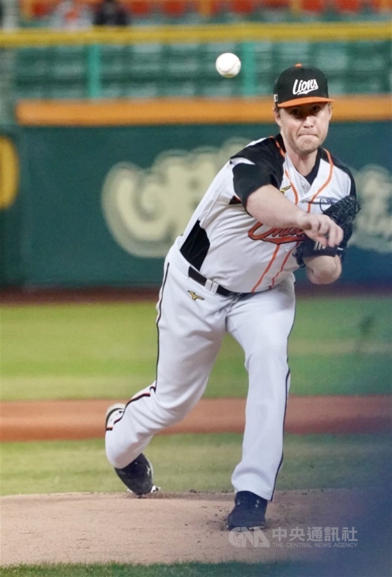 CPBL Wei Chuan Dragons sign American pitcher Tim Melville - Focus Taiwan