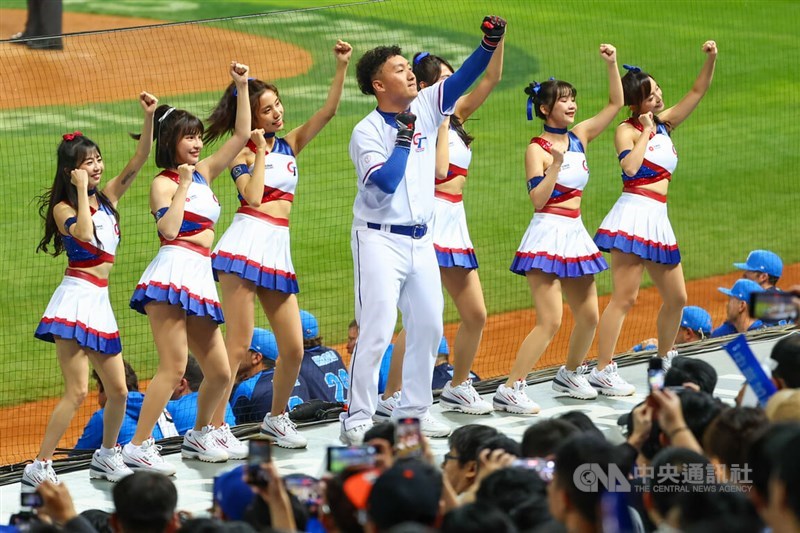 Taiwan's cheerleaders steal the spotlight at WBC - Focus Taiwan