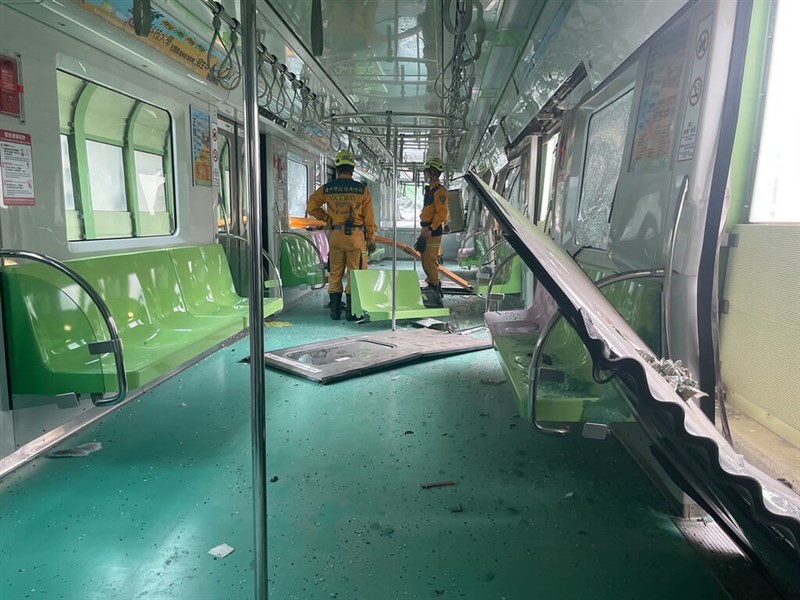 Construction company fined NT$1.11 million over deadly MRT accident ...