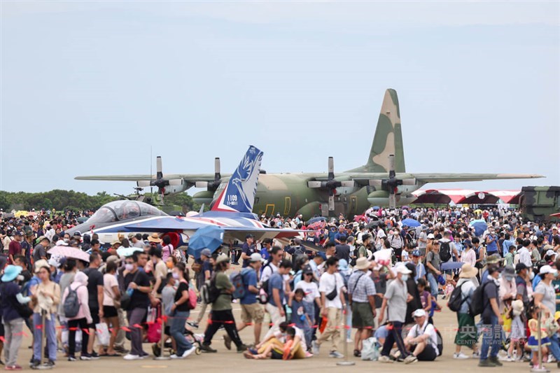 Ching Chuan Kang Air Base Aviation Carnival returns after 3 years ...