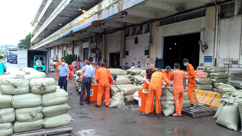 Taiwan, Japan sign MOU on customs issues at economic conference - Focus ...