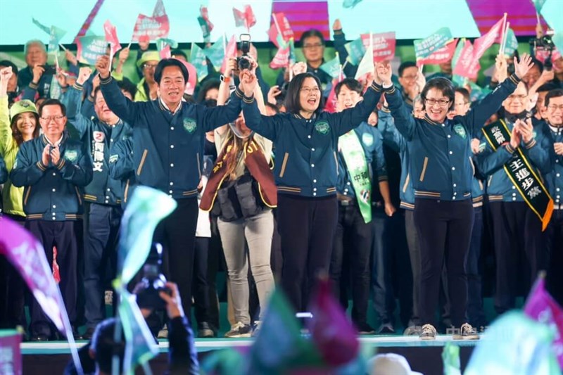 DPP heavyweights rally behind Lai-Hsiao ticket on eve of election day ...