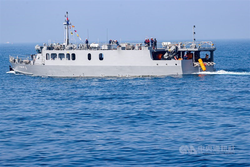 Taiwan Navy holds drills to test combat capabilities - Focus Taiwan