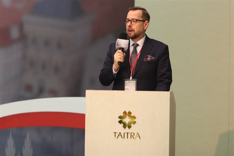 Taiwan, Czech groups sign semiconductor cooperation MOU - Focus Taiwan