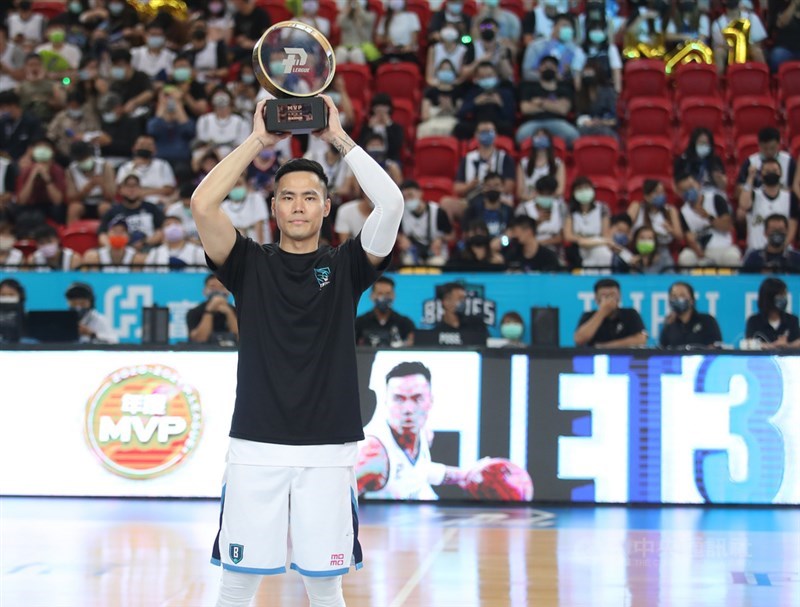 Insurance issue complicating Taiwan's national basketball hopes - Focus ...