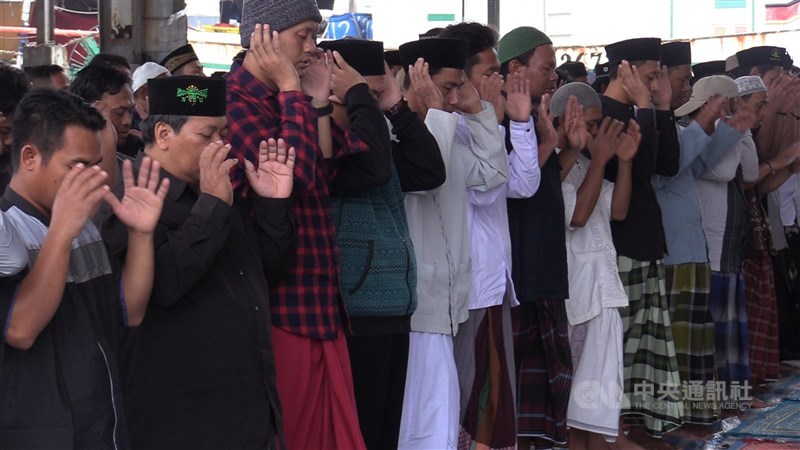 Thousands of Muslims gather across Taiwan for Eid al-Fitr prayers ...