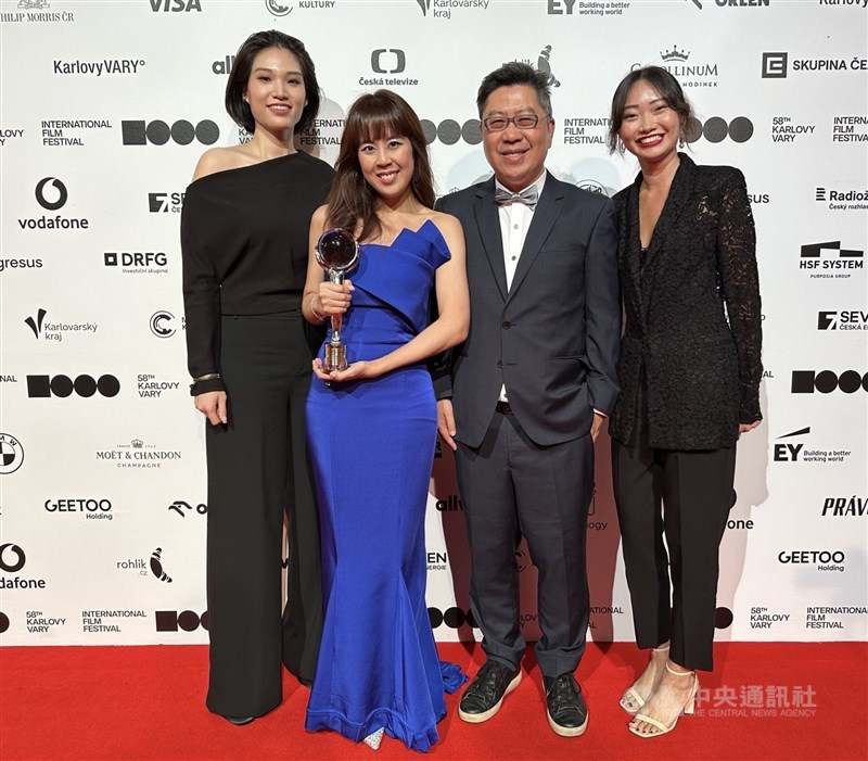 Singaporean wins best director at Czechia int'l film festival, thanks ...
