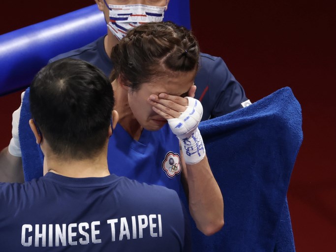 Huang 'honored' to win Taiwan's first Olympic medal in boxing - Focus ...