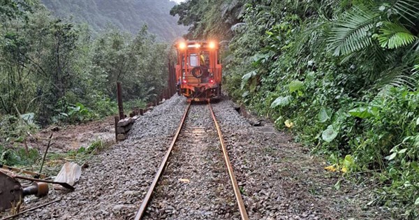 TRA's Pingxi Line reopens following storm damage - Focus Taiwan