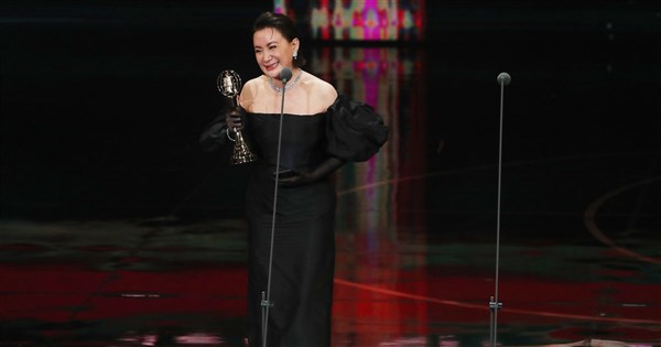Chen Ya-lan becomes 1st woman to be crowned Best Actor at Golden Bell ...