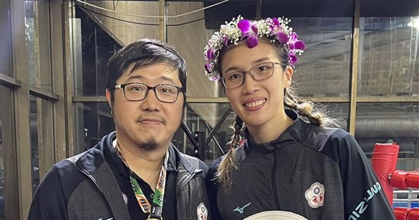 Taiwanese boxer Huang bags gold at IBA world championships in India ...