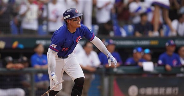 Taiwan's Yu Chang signed by Tampa Bay Rays to minor league contract ...