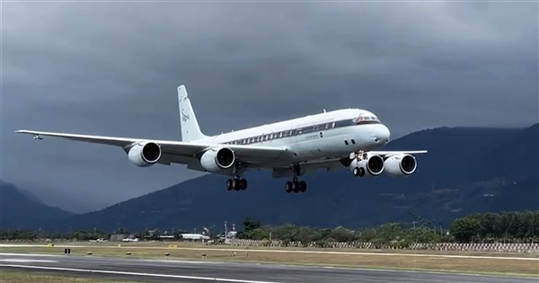 NASA aircraft in Taiwan again to conduct air quality research - Focus ...
