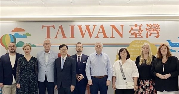 Delegation led by Czech Senate vice president arrives in Taiwan - Focus ...