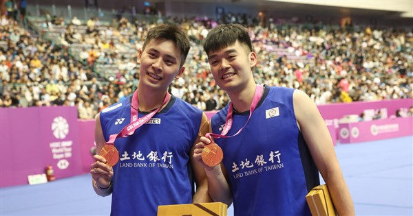 Taiwanese men's doubles team wins Taipei Open title - Focus Taiwan