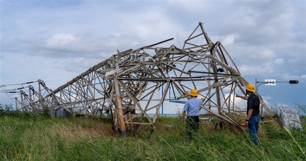 Power grid disrupted, offshore turbines undamaged by Typhoon Danas ...