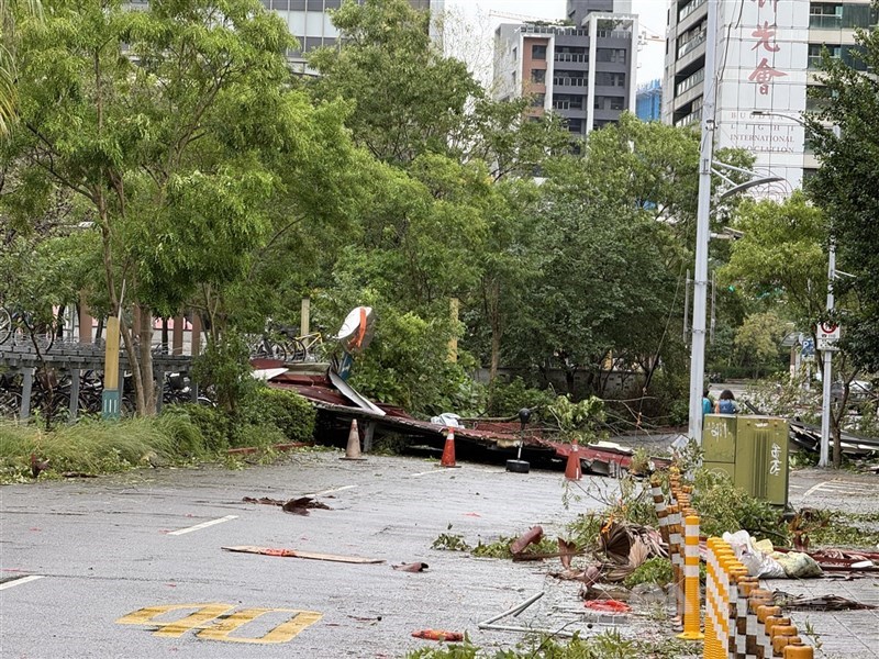 Taiwan berbenah setelah dihantam Taifun Kong-rey - Fokus Taiwan