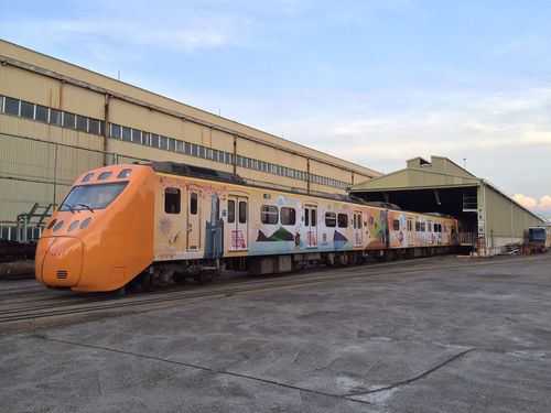 台湾鉄道、観光名所などを描いたペイント列車運行 国内旅行をPR - フォーカス台湾