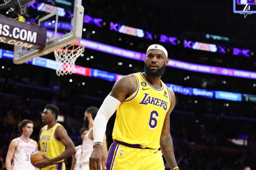 LeBron James登NBA歷史得分王 與喬丹最偉大球員有得爭[影] | 運動 | 中央社 CNA