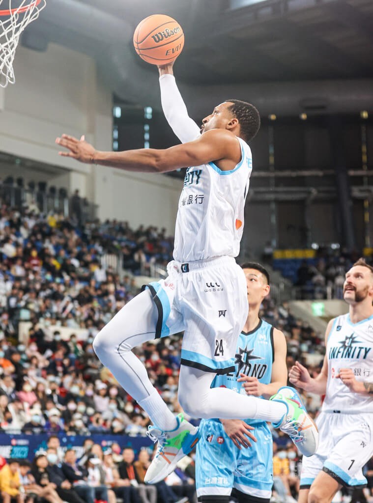 T1明星賽 霍華德轟37分率隊大勝獲選MVP[影] | 運動 | 中央社 CNA